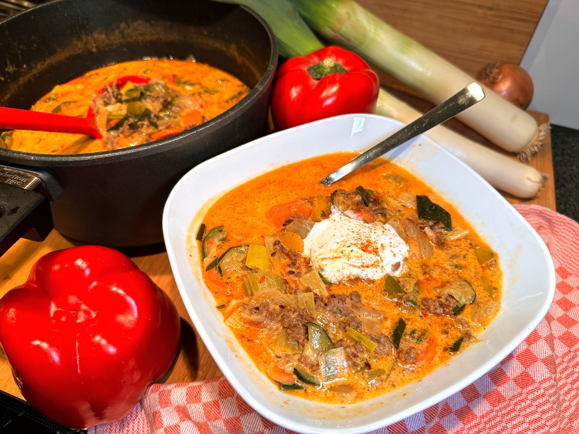 ALDI Hackfleisch Gemüse Suppe - KochMalSchnell